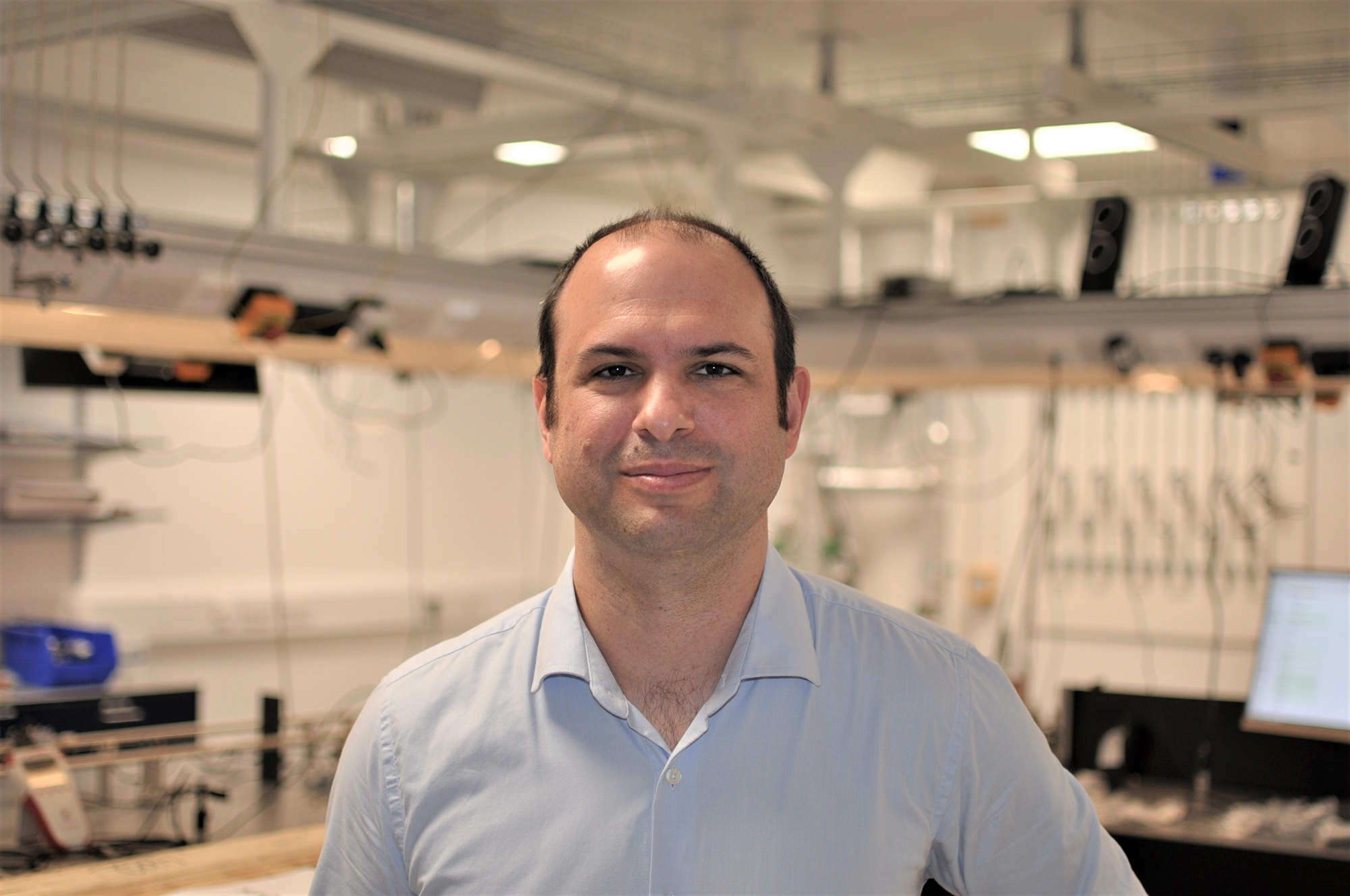 Professor of Physics, John C. Travers wins the IET A F Harvey ...